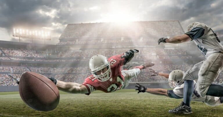 What is a WR in Football: Understanding the Role of Wide Receivers on ...