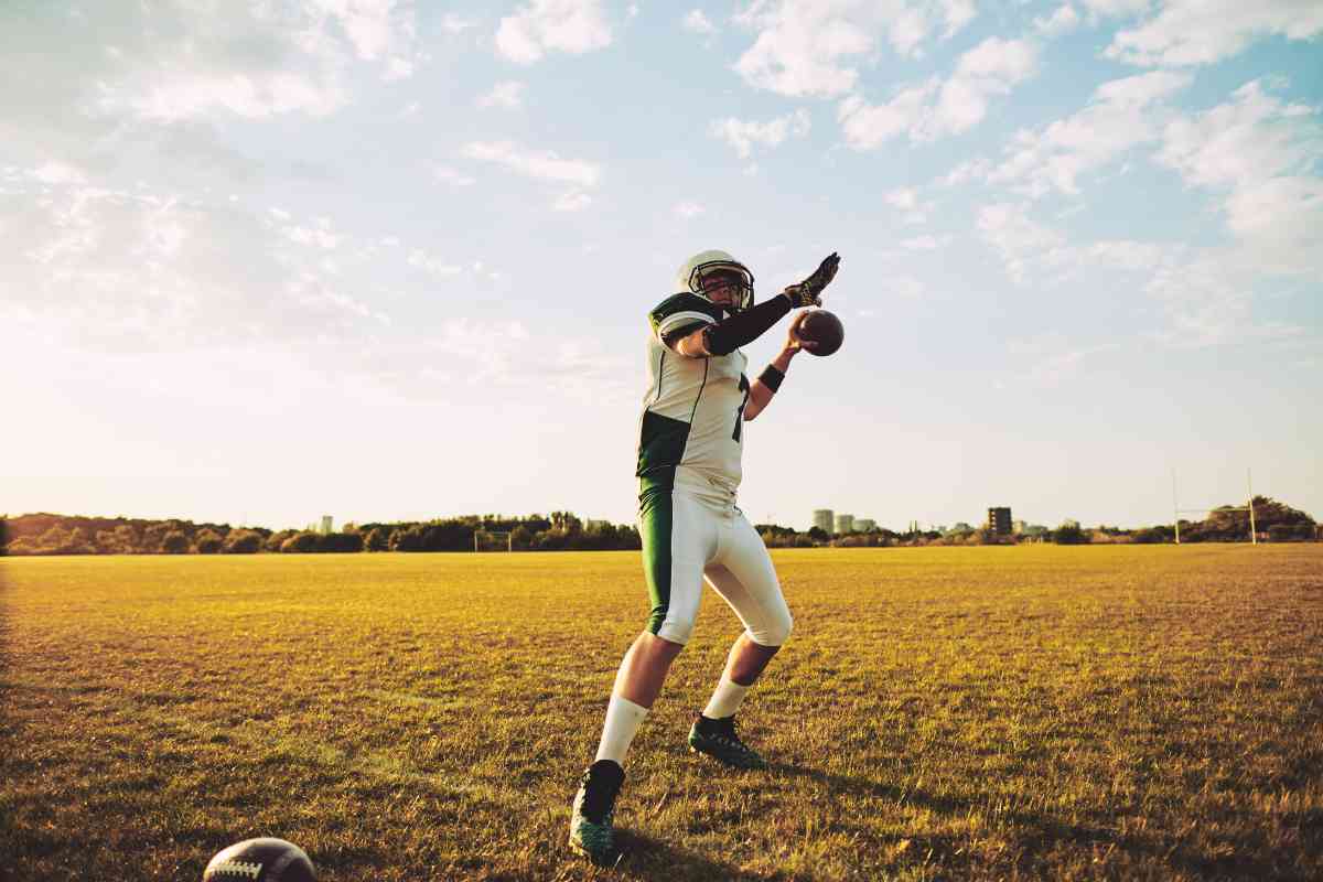 HS Football Speed: Average 40-Yard Dash Times by Position - GameDay Culture